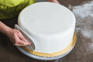 Decoración de pasteles con fondant: consejos y trucos básicos – Bologna ...